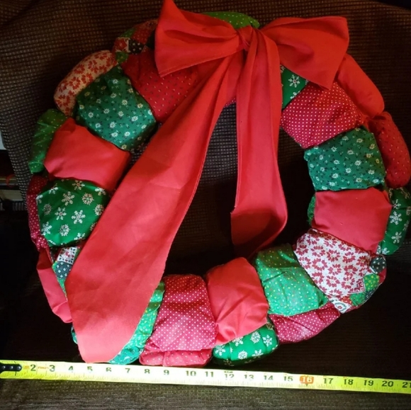 Holiday | Vintage Hand Made Quilted Christmas Wreath | Poshmark